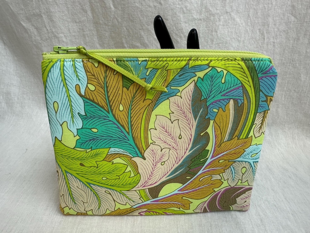 Modern Floral Medium Padded Zipper Bag, Cosmetic Pouch, Travel Pouch2 ...