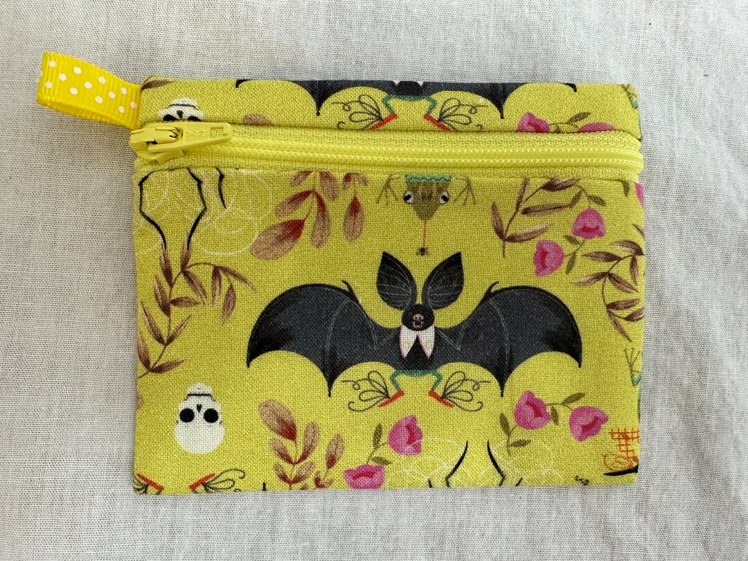 Bats and Friends Flat Zipper Coin Purse, Business Card Case, Credit ...