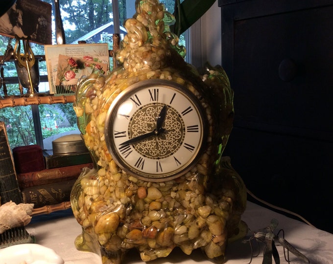 Mid Century Resin Clock 1960s, Electric Mantel Clock, Lucite Decor ...