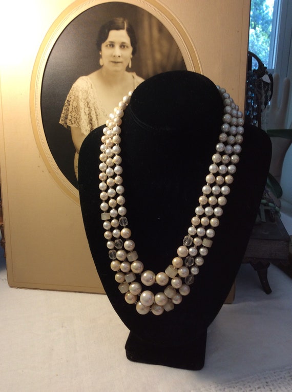 20" PEARL Strand NECKLACE - Gem
