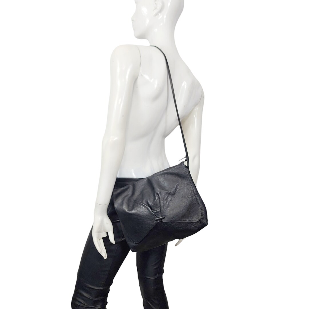 Vintage Contessa Black Soft Leather Shoulder Bag - Etsy