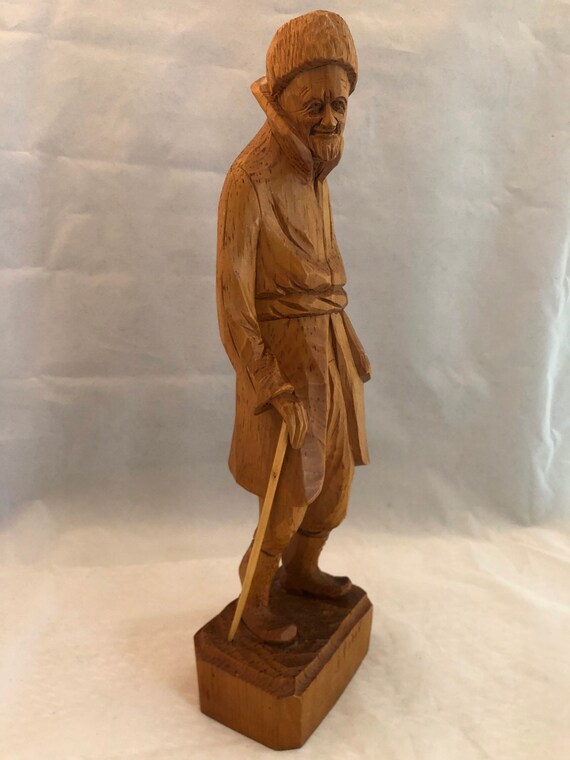 Figurines Rustic Folk Art Eastern European Man Fascinating Vintage Wood ...
