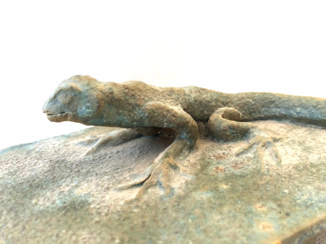 Gorgeous Large Handmade Pottery Lizard Lidded Box, Hand Made, Artist ...