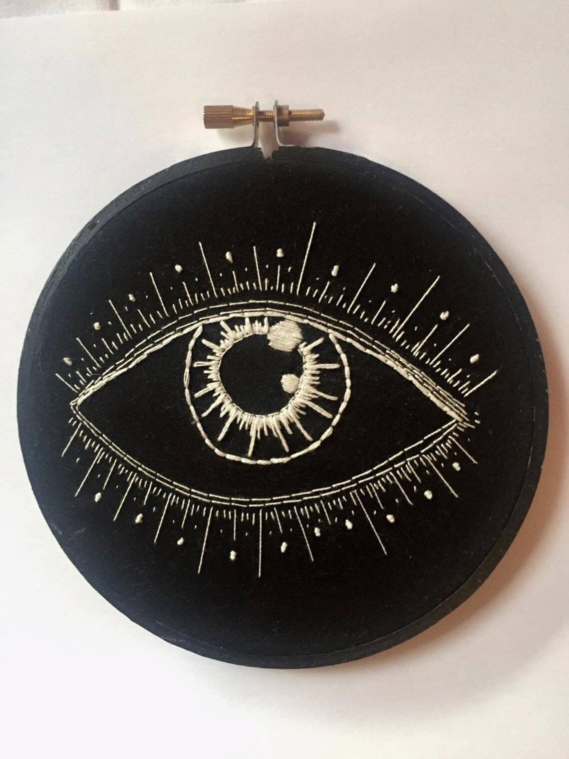 MADE TO ORDER Eye Hand Embroidery Hoop Handmade Halloween - Etsy