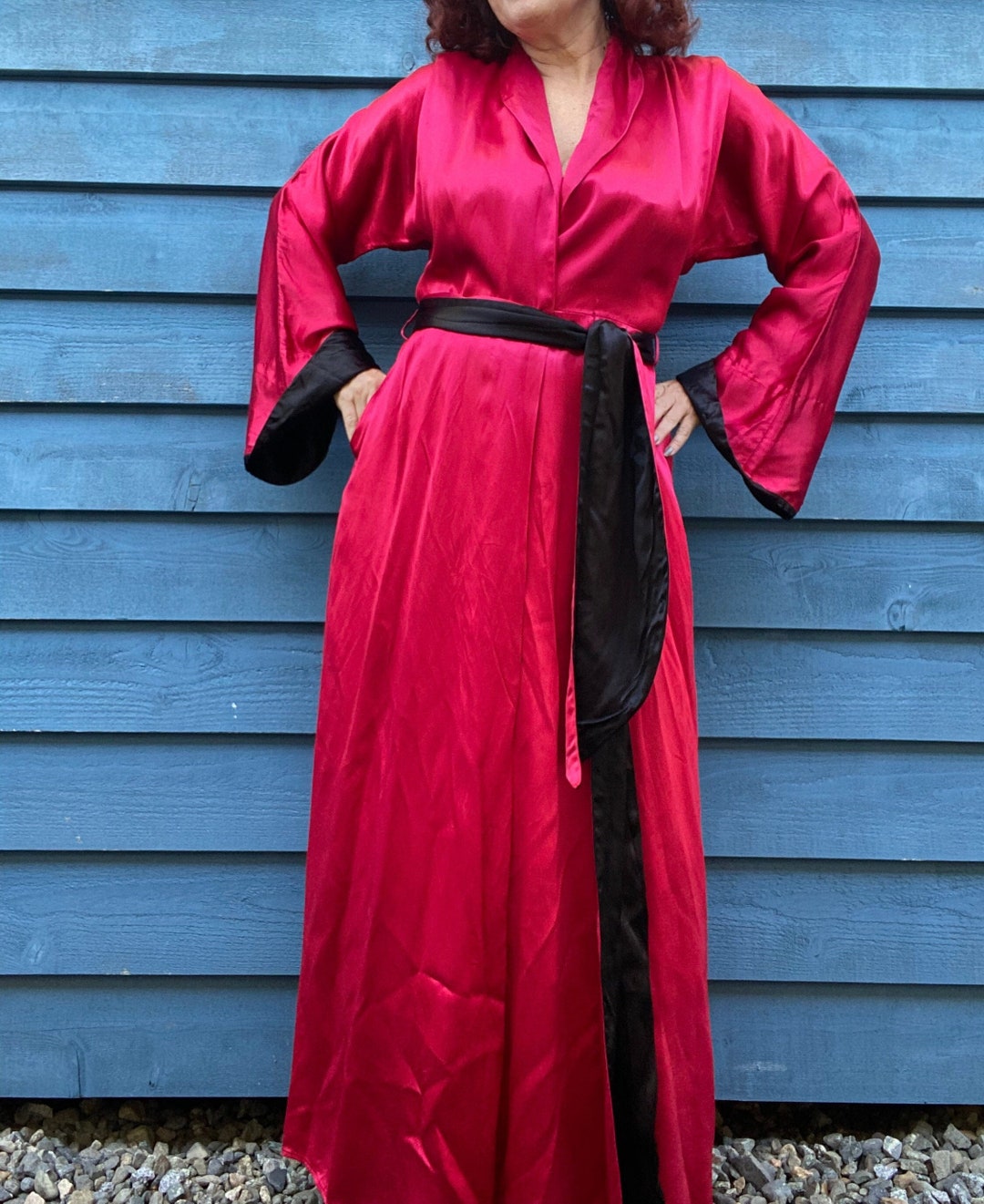 Chapereux 1950s Red & Black Silk Tea Gown / Robe - Etsy