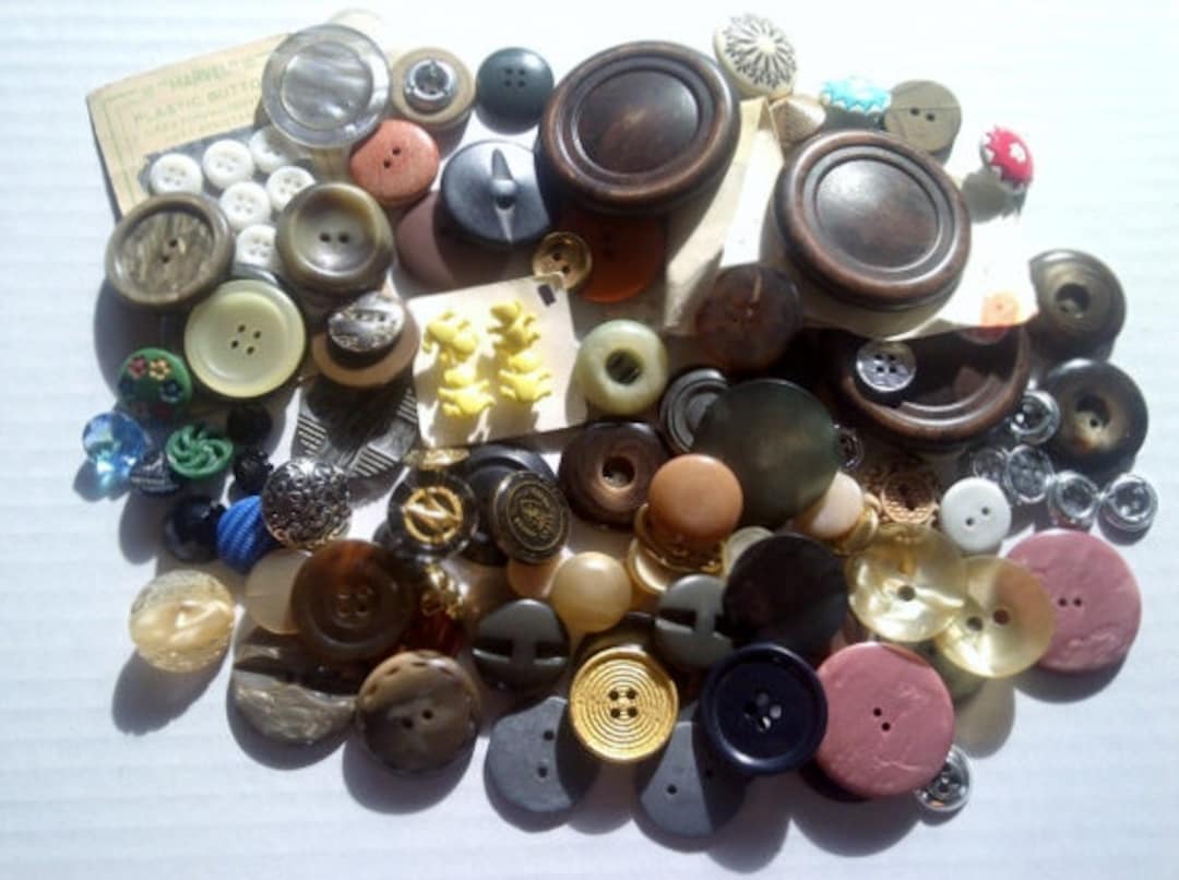 SALE PRICE 100 Vintage Buttons Rare Styles Bulk Crafts - Etsy Sweden