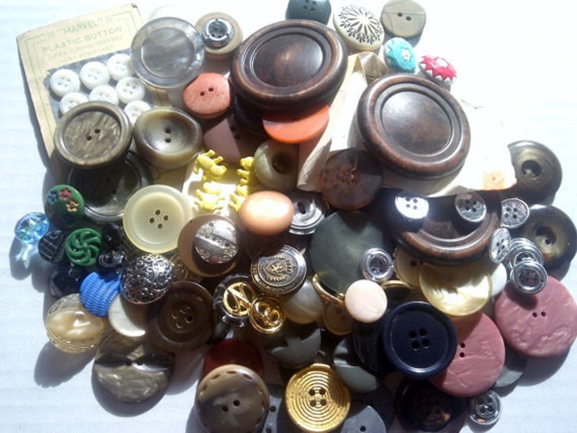 SALE PRICE 100 Vintage Buttons Rare Styles Bulk Crafts - Etsy Sweden