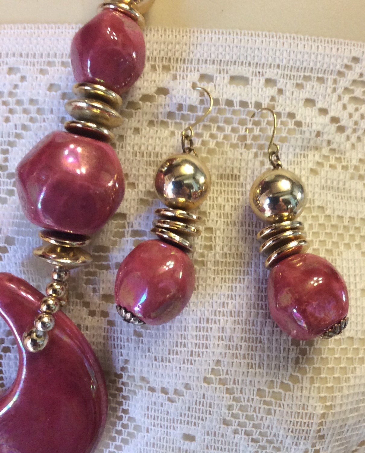 Vintage Pink Fuchsia Ceramic Pearl Pendant Demi Parure Necklace ...