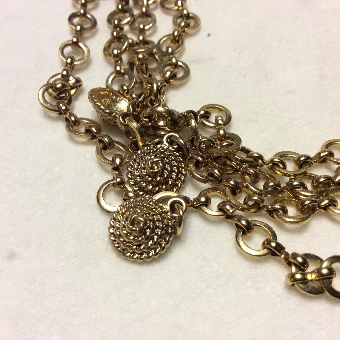Vintage Gold Chain With Swirl Disc Charms Necklace. - Etsy