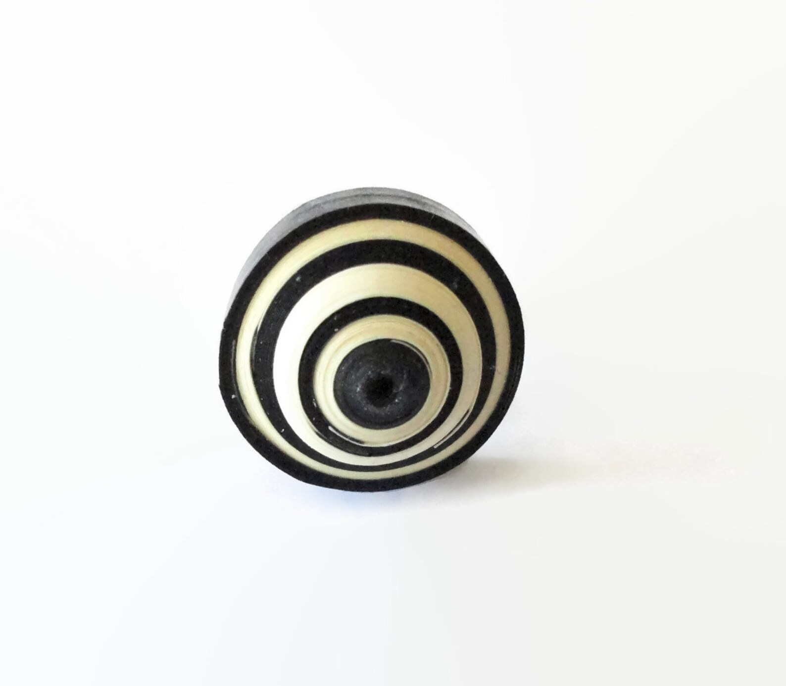Paper Ring - Black & White Chunky Paper Round Ring With an Adjustable ...