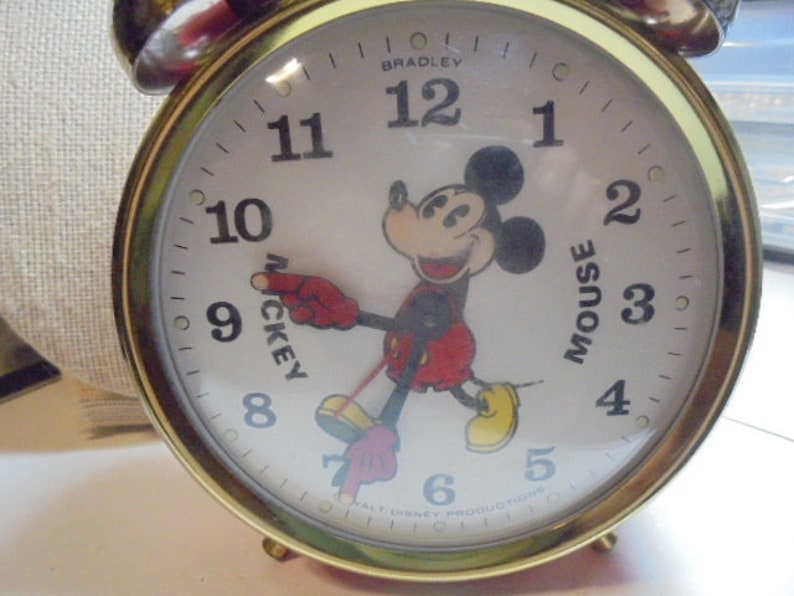 Micky Mouse Wind Alarm Clock 1960's - Etsy