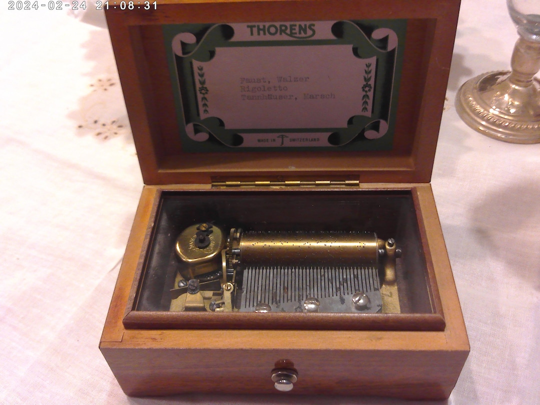 Thorens Wooden Vintage Music Box Three Songs Made in Switzerland - Etsy