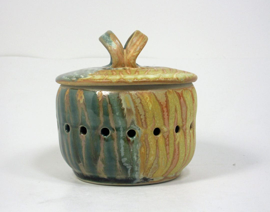 Garlic Jar and Roaster in Emerald Green and Yellow With Light Yellow ...