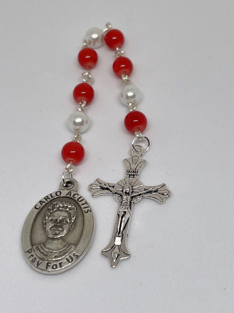Saint Carlo Acutis Chaplet, Patron Saint of Teens, Gamers and Computer ...