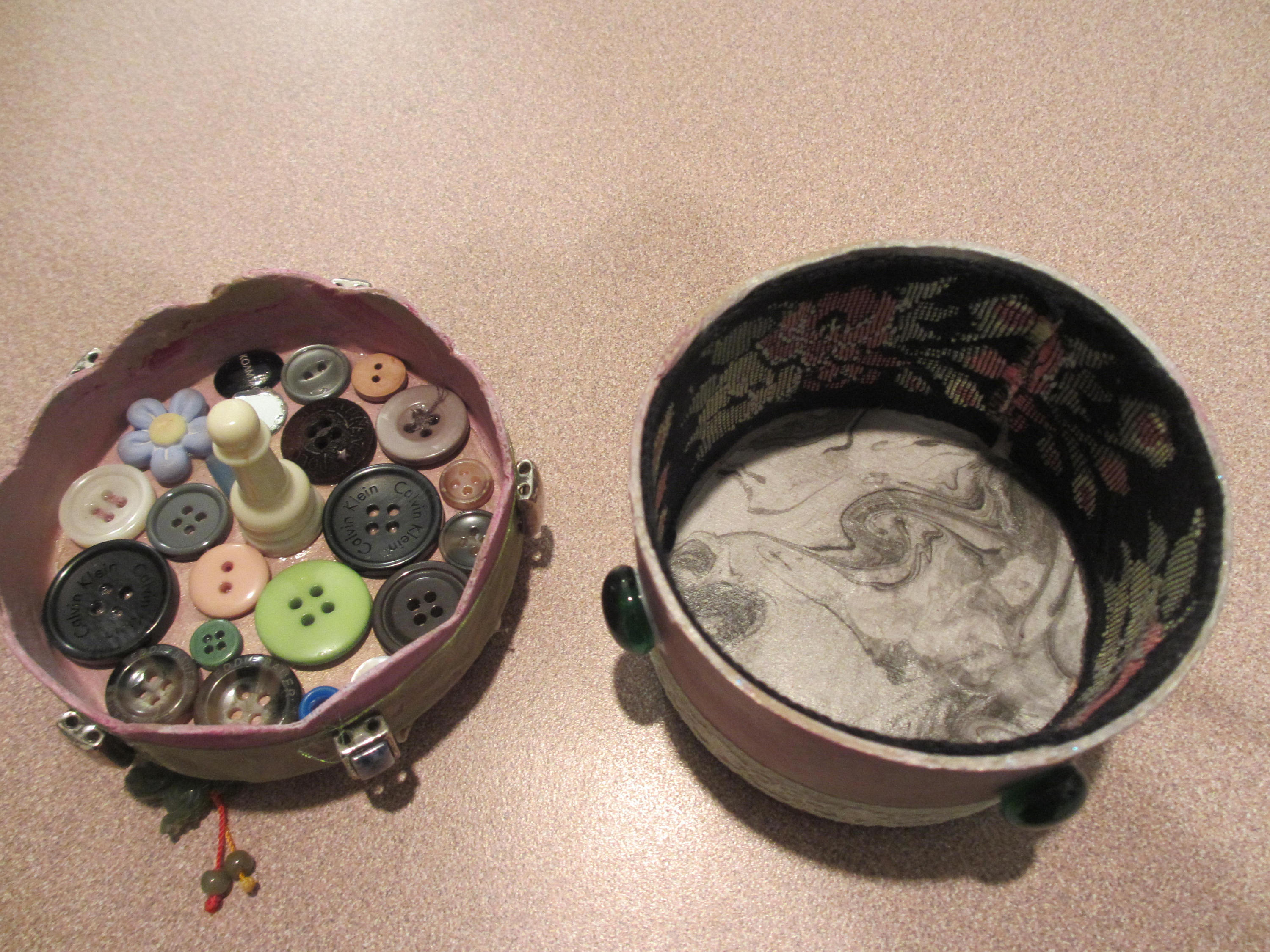 Shelly, a Round Cardboard Box - Etsy