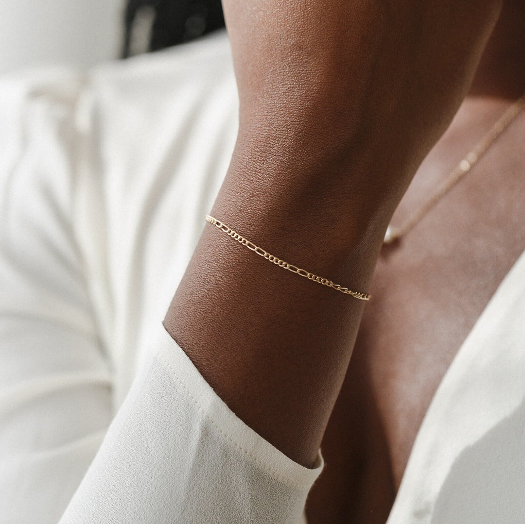Dainty Figaro Chain Bracelet, Infinity Chain Bracelet, Minimal Layering Bracelet, Custom Chain ...