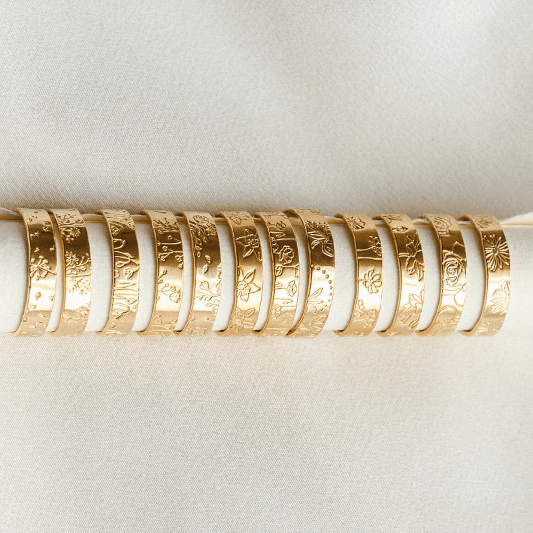 Floral Band Ring, Floral Wedding Band, Personalized Flower Ring, Flower ...