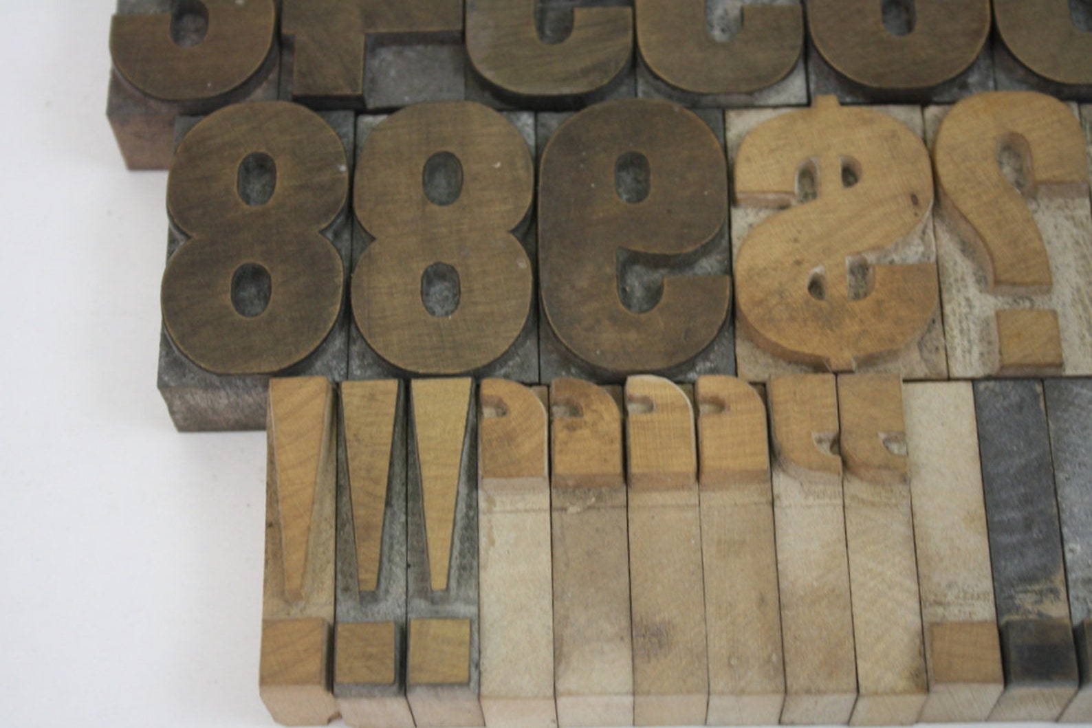 2 Letterpress Wood Type Numbers 0 9 and Punctuation - Etsy