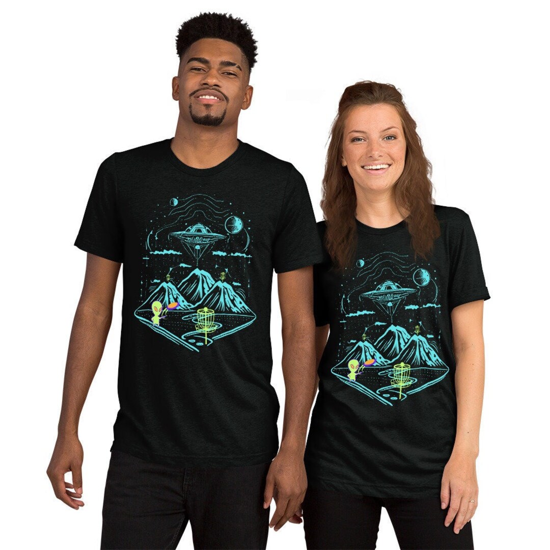 Super Soft Alien Disc Golf UFO Outerspace Short Sleeve T-shirt - Etsy