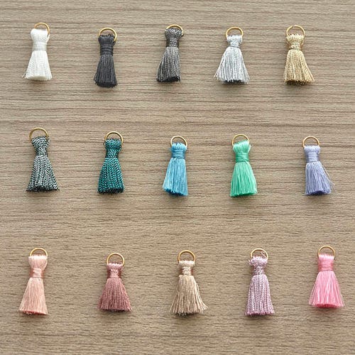 10 Pcs of Mini Metallic Tassels DIY Craft Supplies Jewelry | Etsy