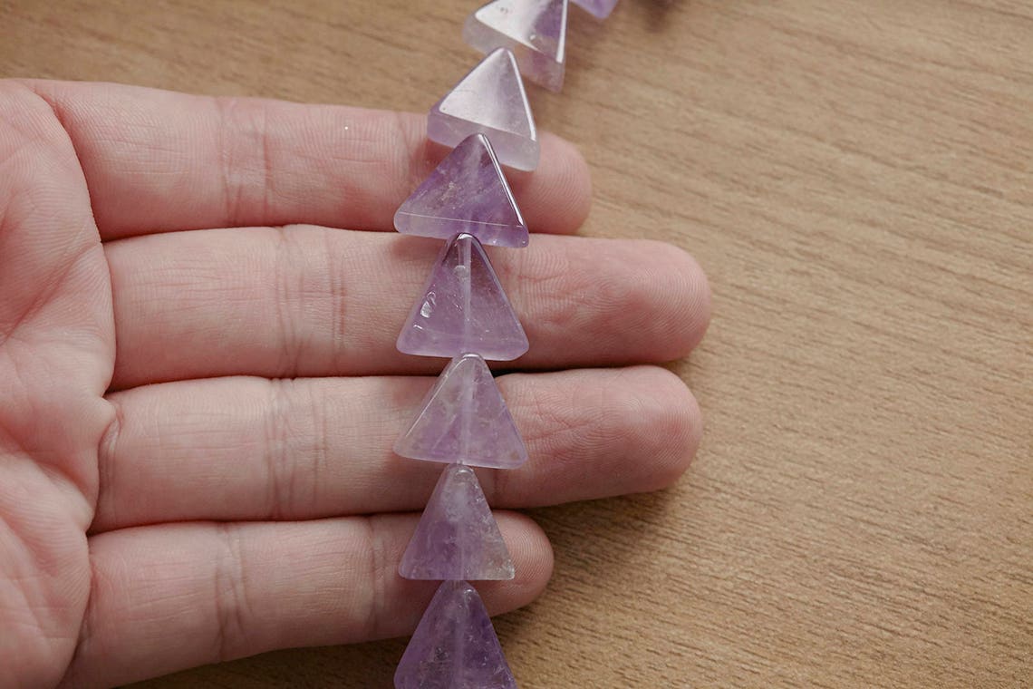 10 pcs of Natural Amethyst Triangle Gemstone Beads | Etsy