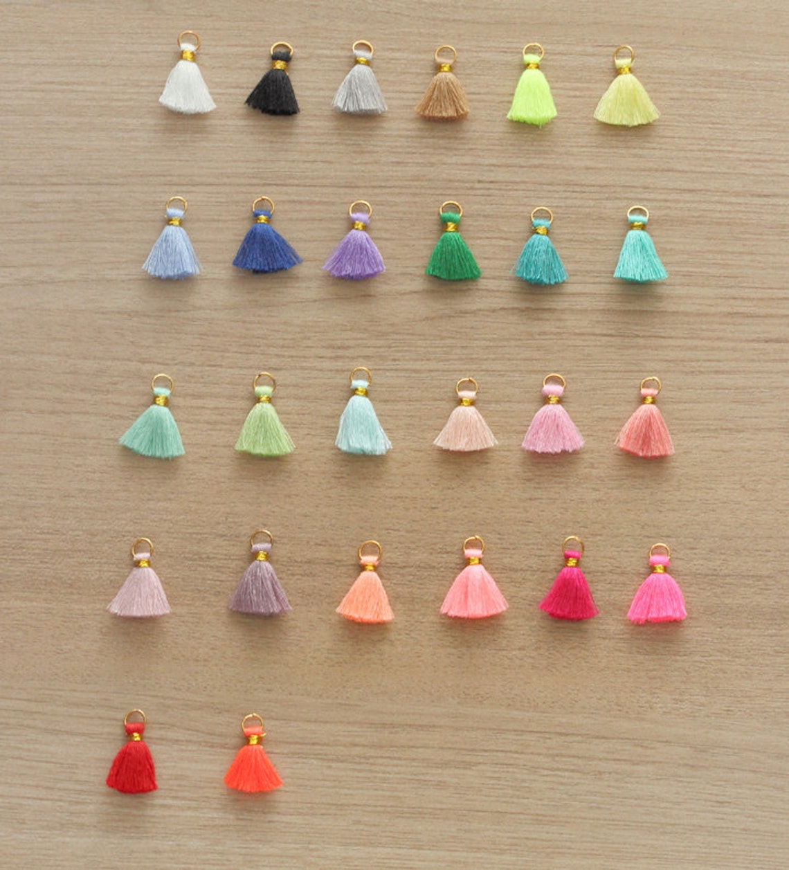 10 Pcs of Mini Tassels DIY Craft Supplies Jewelry Tassels Chunky Tassel ...