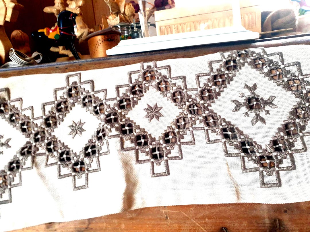 Hand Embroidered Norwegian Hardanger Style Table Runner Rustic Rustic ...