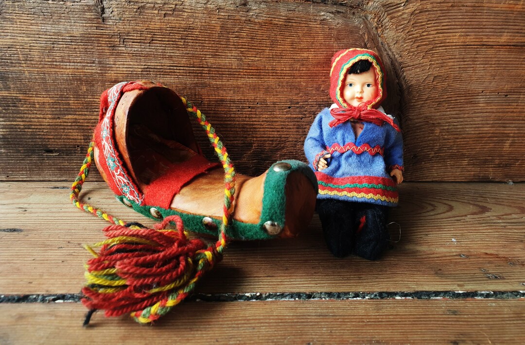 Sami Lapland Folk Art Vintage Doll Handcrafted Cradle Folk Costume ...