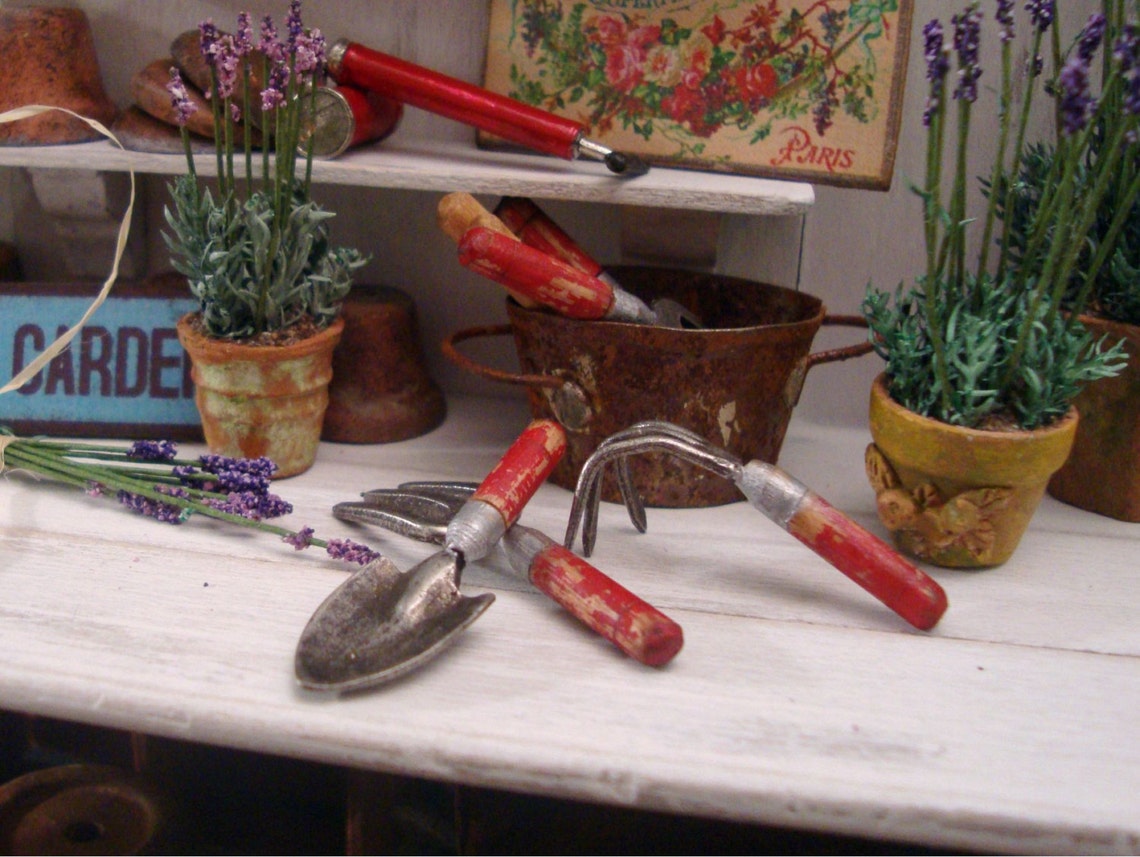 Set 3 Red Handled Garden Tools Distressed Red Handles - Etsy
