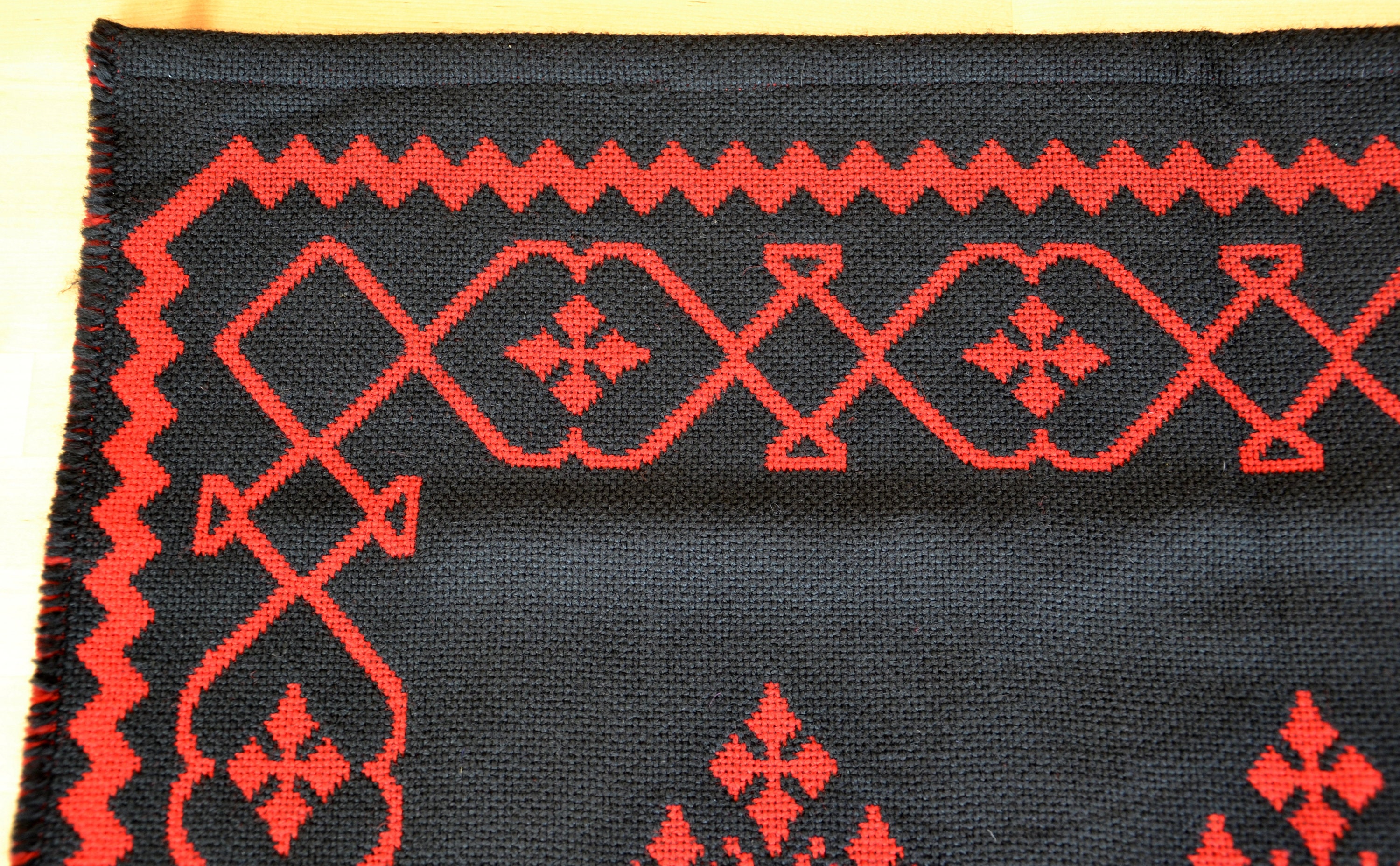Finnish Mid Century Double Weave Wall Hanging in Red and Black - Etsy