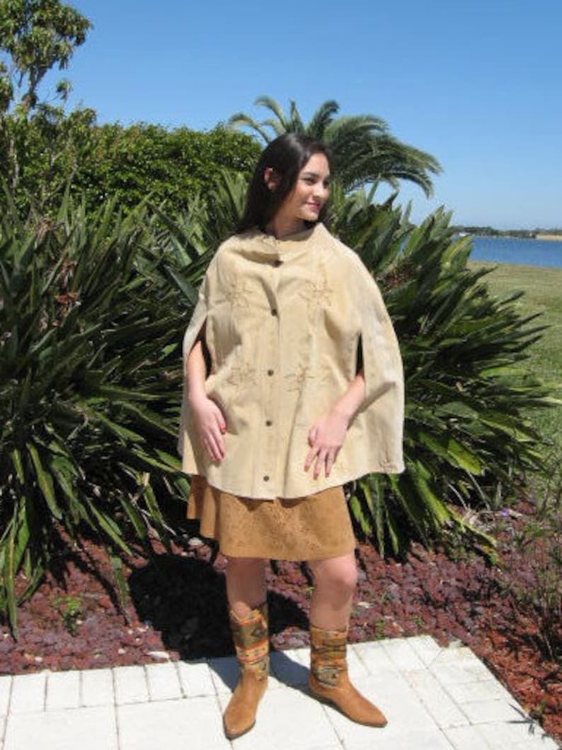 Etched Suede Cape / Vintage Suede Cape / 60s Suede Cape / OSFM / Hippie ...