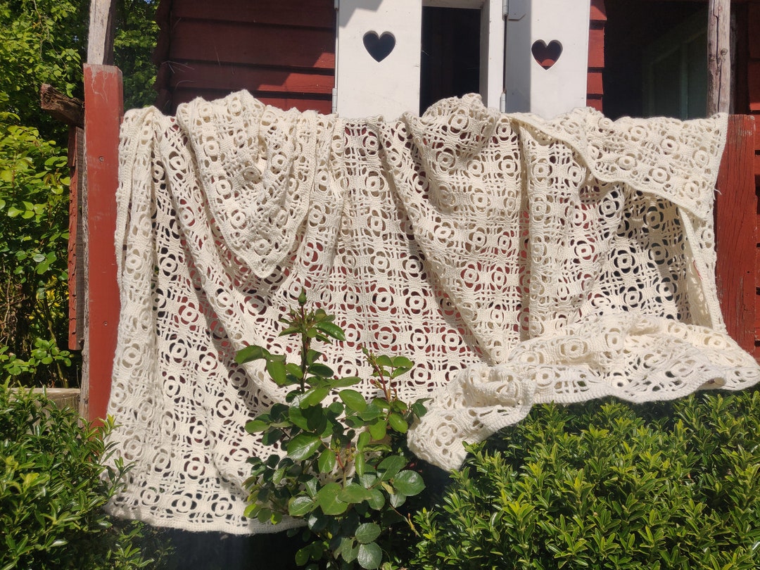 Large Pretty French New Folk Art Crochet Afghan Blanket, NORVEGE, 6090 ...