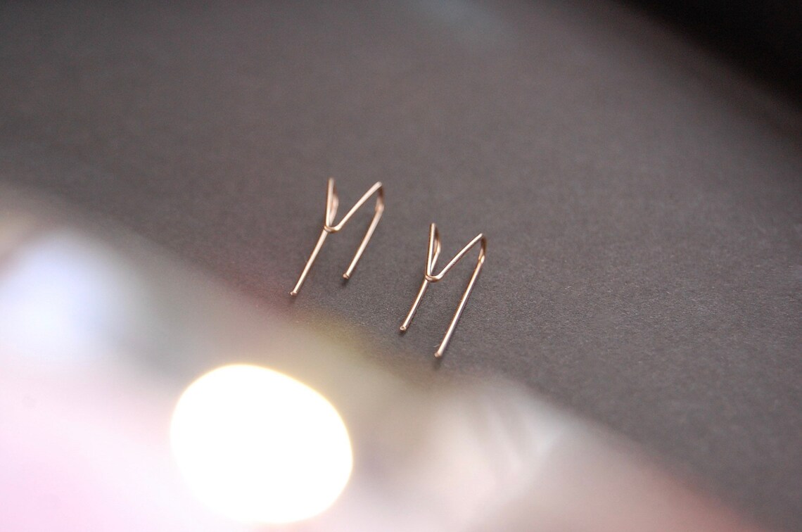 Double Piercing V Earrings - Minimalist Earrings, Threader Earrings ...