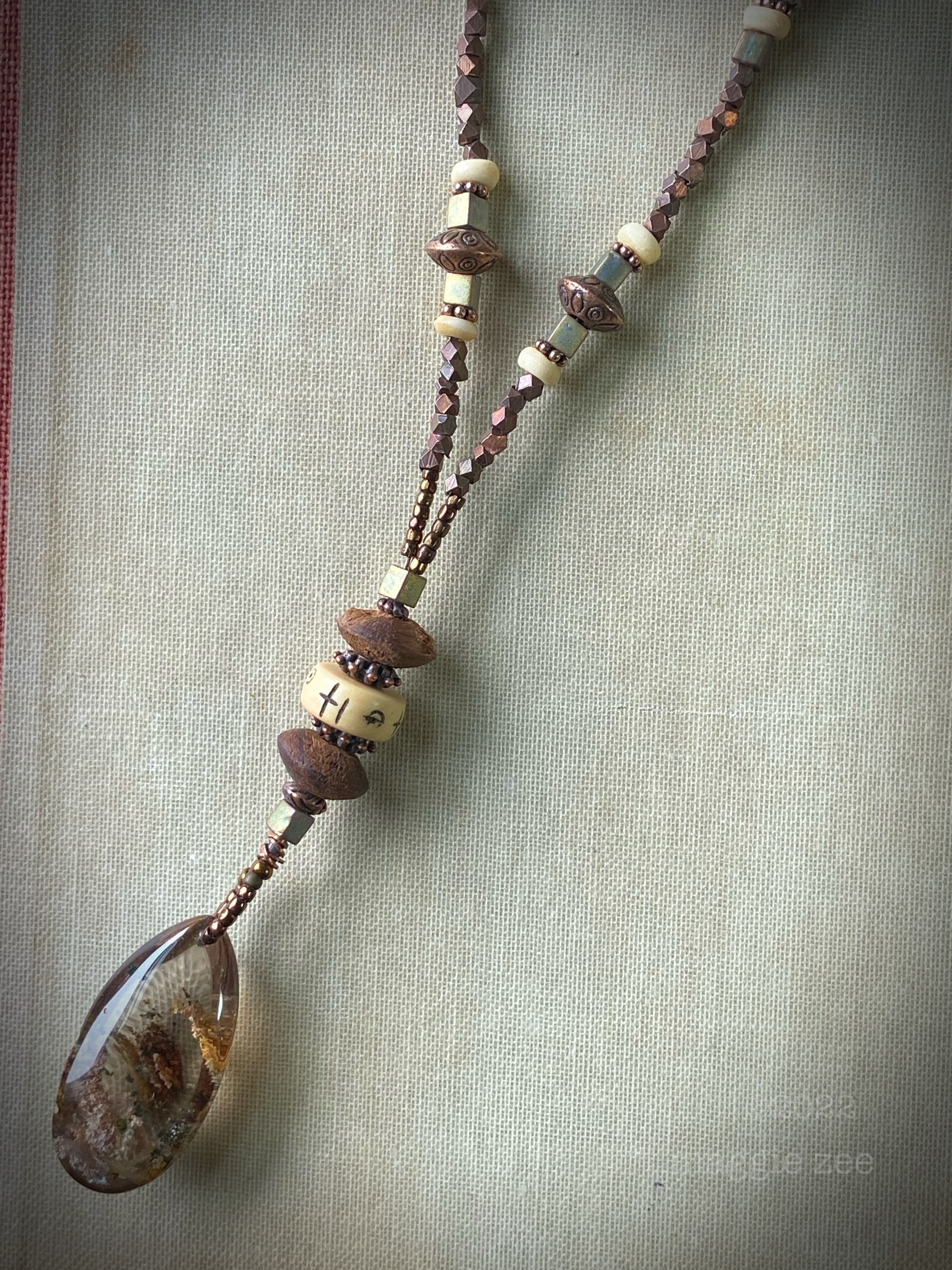 Garden Quartz Amulet Necklace - Etsy