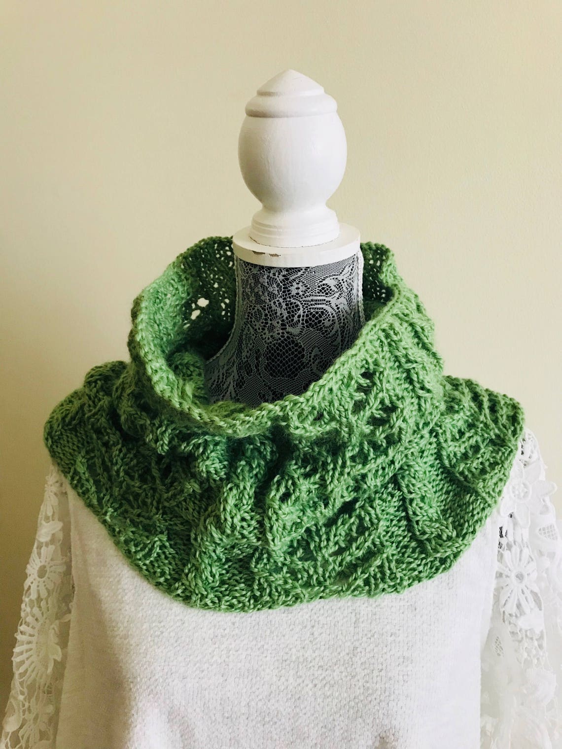 Women Green Knit Cowl Lace Neck Warmer Green Knit Neck - Etsy