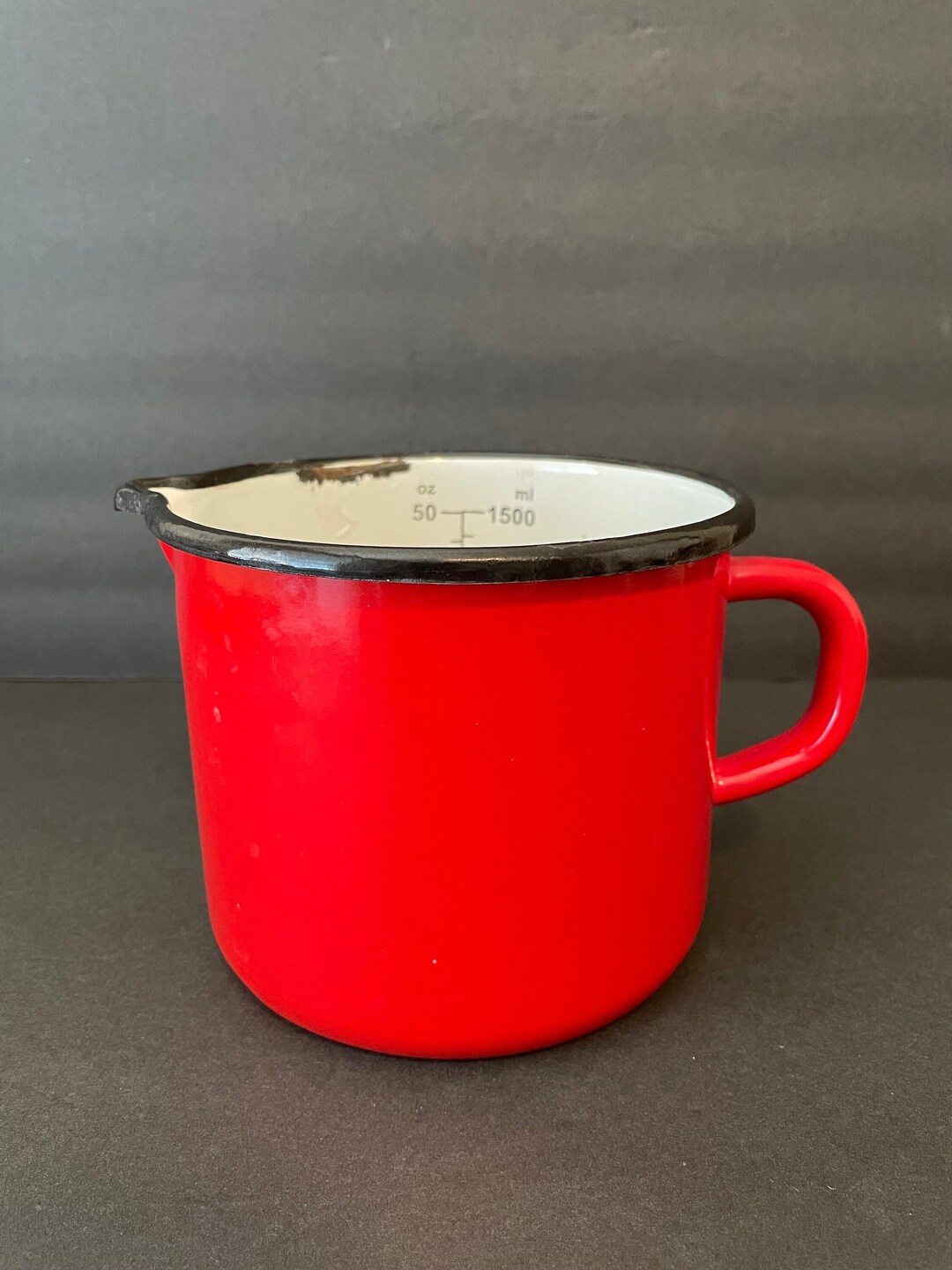 Vintage Red Enamelware 50 Oz Measuring Cup, Chippy Enamel - Etsy