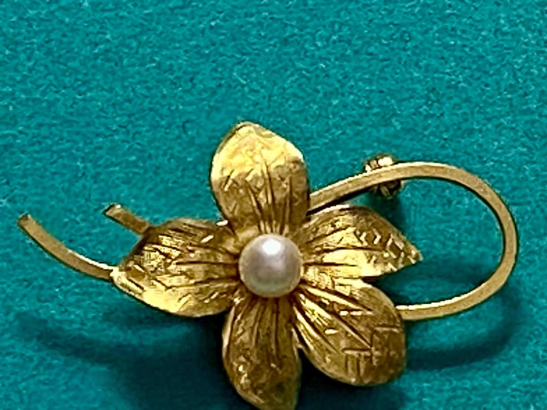 Small/ Tiny Flower Brooch Seed Pearl Signed Wells 14 K GF - Etsy