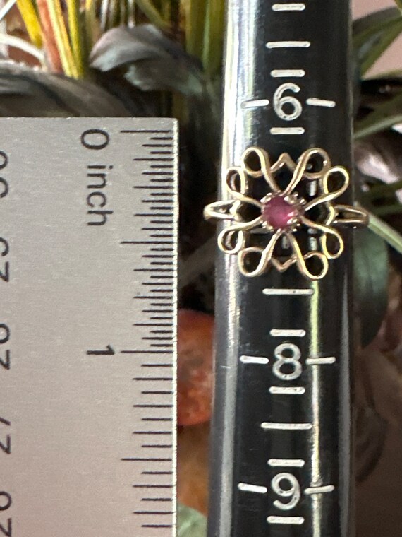 Pretty Avon Gold Tone Sterling Silver Ruby Ring Size 7 - Gem