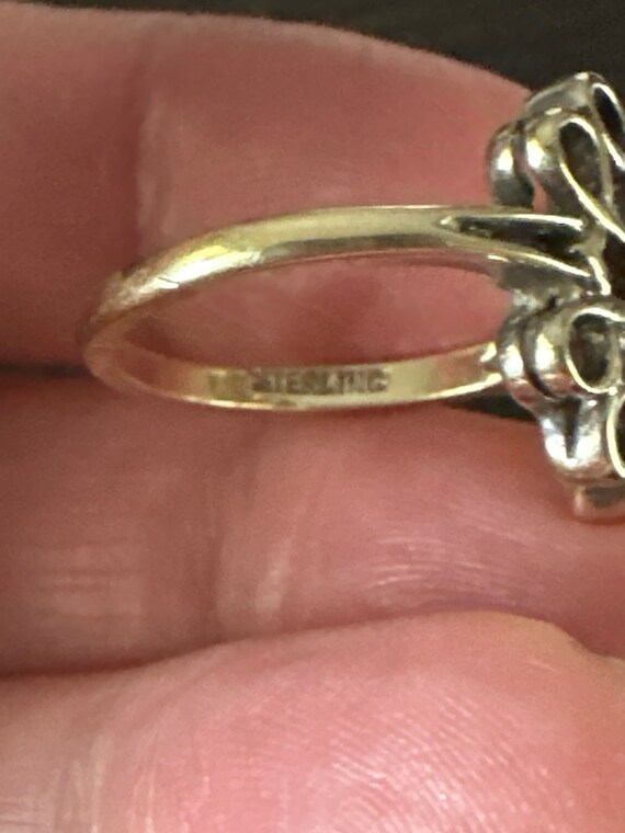 Pretty Avon Gold Tone Sterling Silver Ruby Ring Size 7 - Gem