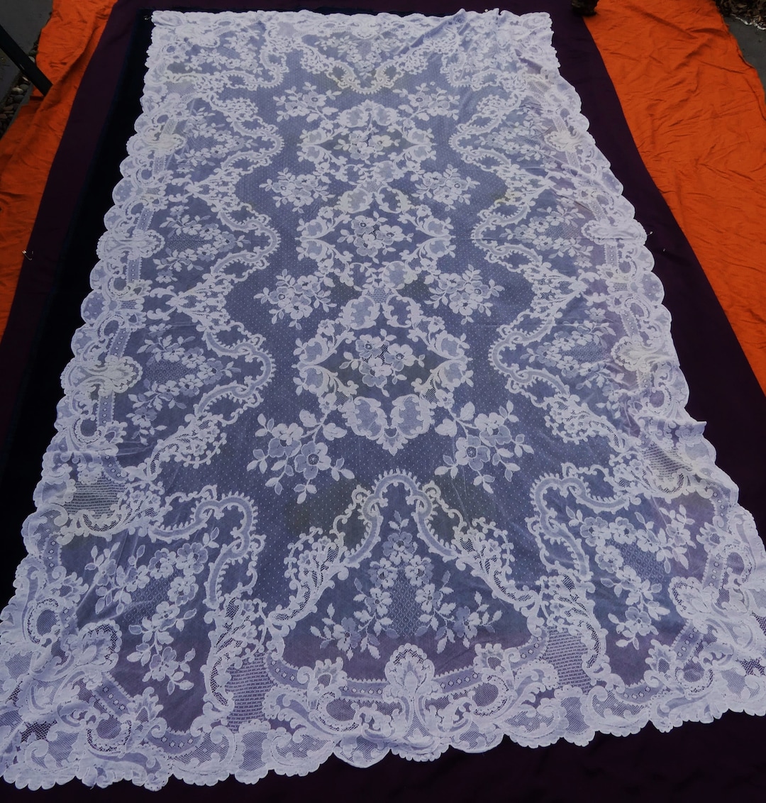 Vintage French Handmade Alencon Lace Tablecloth Color Ecru 102” X 62 ...