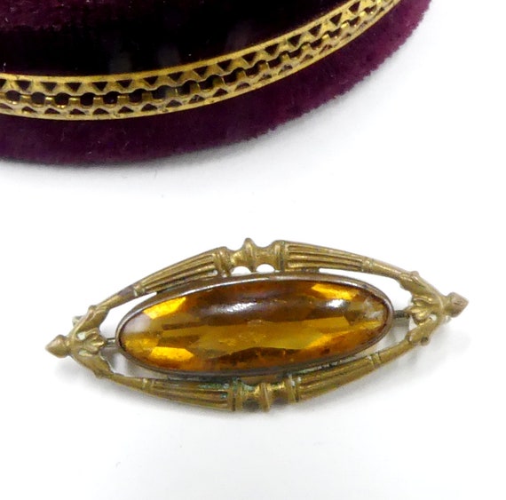 Antique Victorian brass tone & amber glass pin brooch - Gem