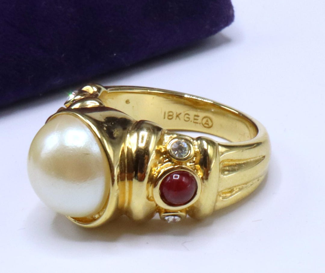Vintage Marked 18k GE Gold Tone Faux Pearl W Ruby Glass Cabochon Ring ...
