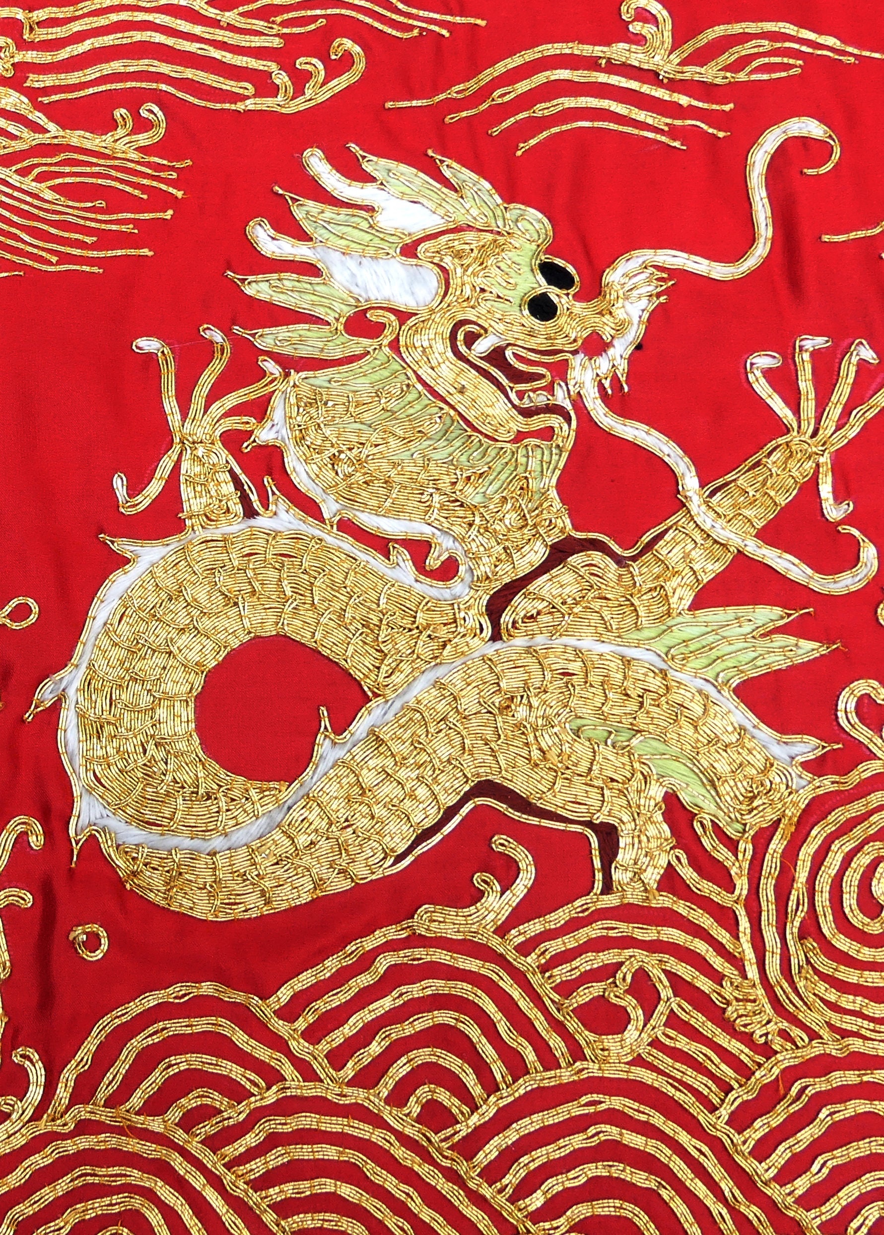 Vintage Chinese Silk Hand Embroidered Dragons on Red - Etsy UK