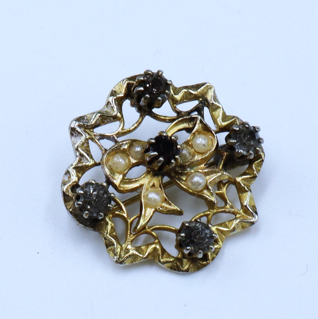 Vintage 50's Small Gold Tone Faux Pearl Rhinestone Pin Brooch - Etsy