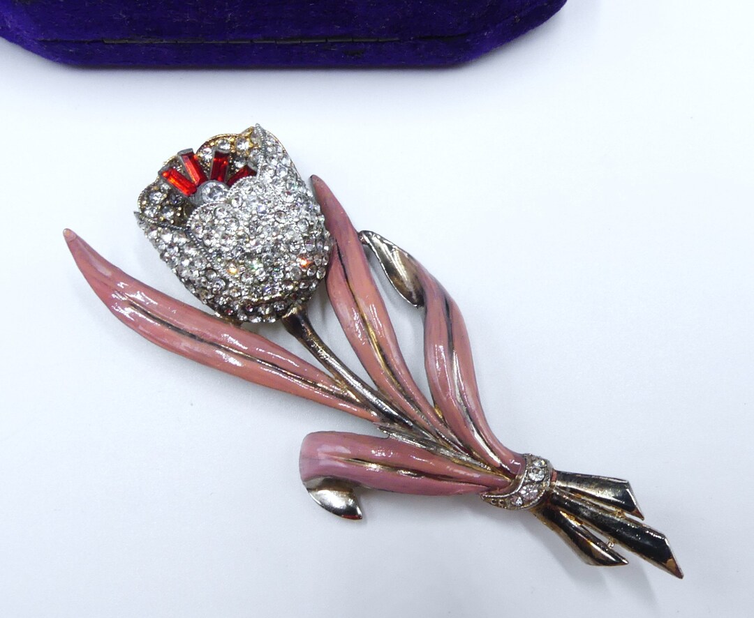 Vintage 30's Unsigned Light Gold Tone Enamel Clear Red Rhinestone Tulip ...