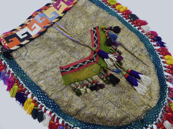 Antique handmade deluxe tribal metallic w woven tasse… - Gem