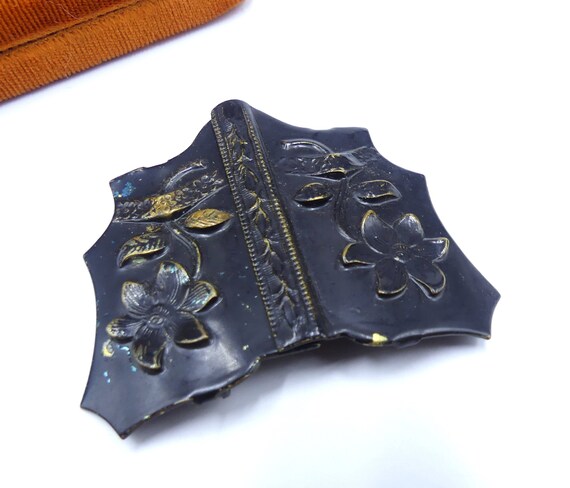 Antique 18th C brass black enamel metal flower belt b… - Gem