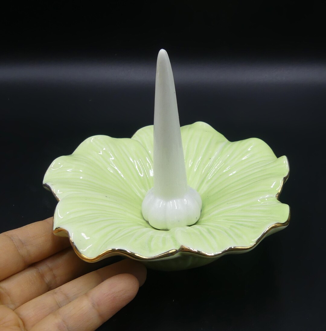 Vintage Heavy Ceramic Flower Ring Holder 51/2 Across - Etsy