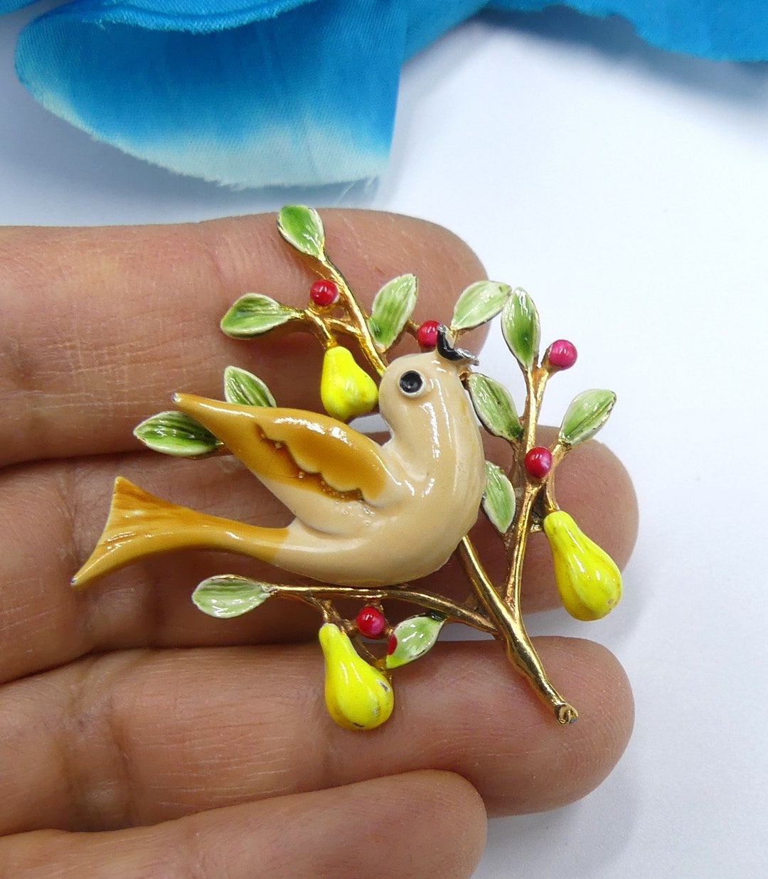 Vintage Signed Art Gold Tone Enamel Partridge in Pear Tree Pin Brooch ...