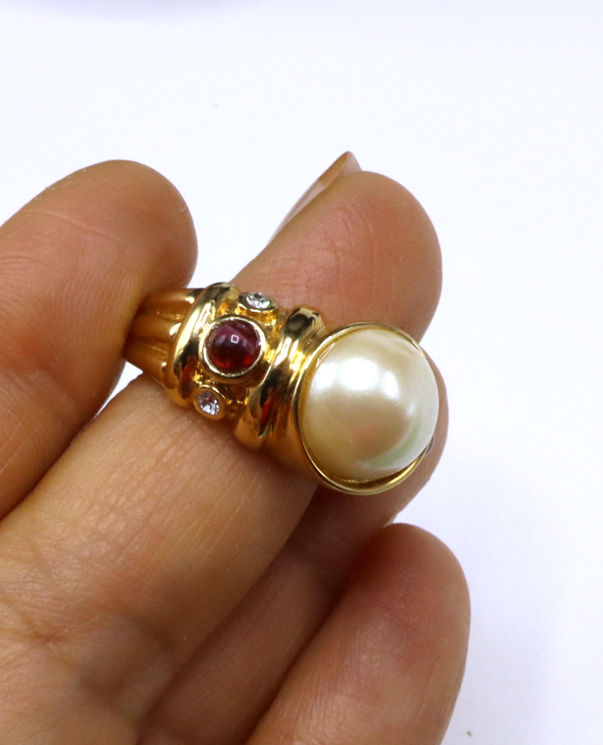 Vintage Marked 18k GE Gold Tone Faux Pearl W Ruby Glass Cabochon Ring ...